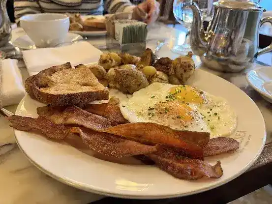 Café Chelsea - Midtown Manhattan | Manhattan NYC