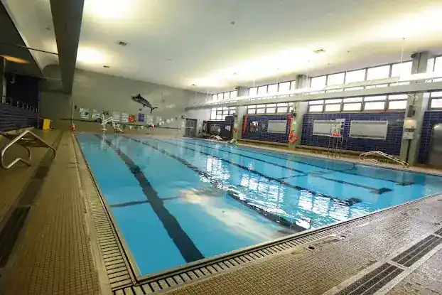 Roy Wilkins Recreation Center Pool - Midtown Manhattan | Manhattan NYC